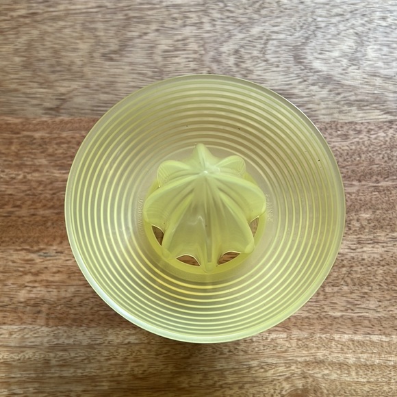 Tupperware | Kitchen | Vintage Tupperware Nos Impressions Yellow Citrus ...